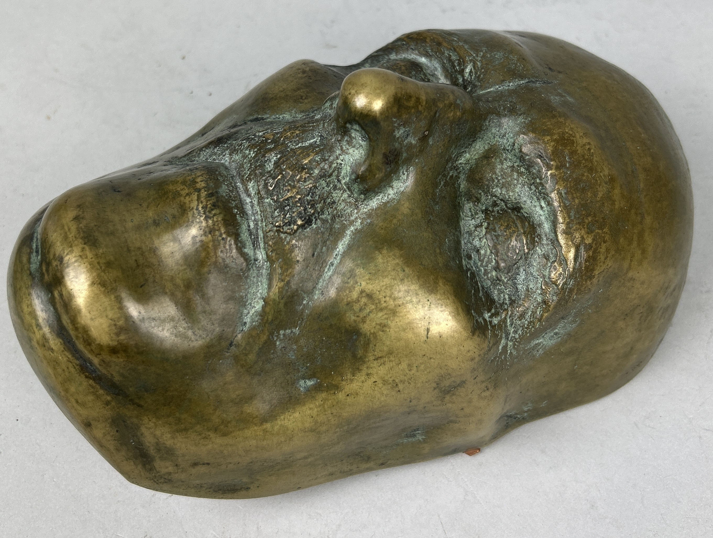 Lot 623 - A BRONZE DEATH MASK OF A GENTLEMAN