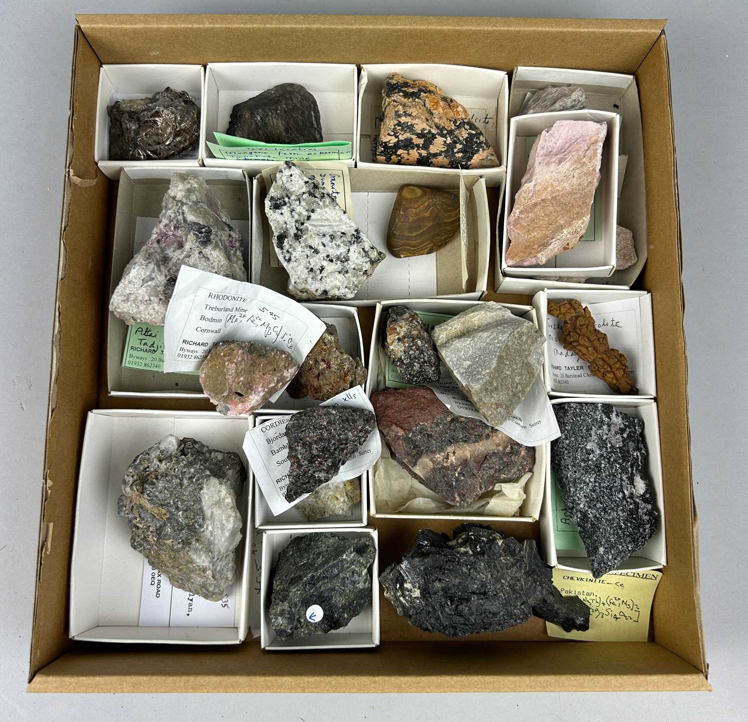 Lot 535 - A COLLECTION OF FINE MINERAL SPECIMENS,