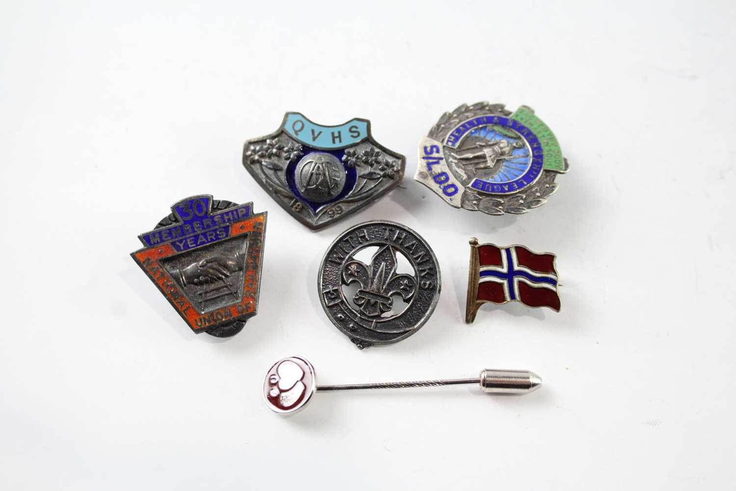 Lot 262 - SIX .925 STERLING SILVER BADGES INCLUDING