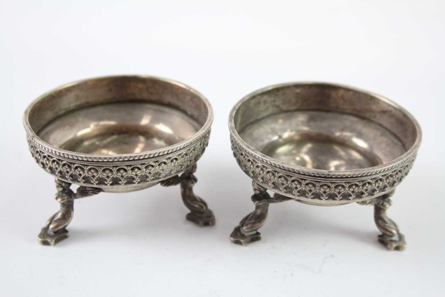Lot 382 - PAIR OF .925 STERLING SILVER VICTORIAN SALT
