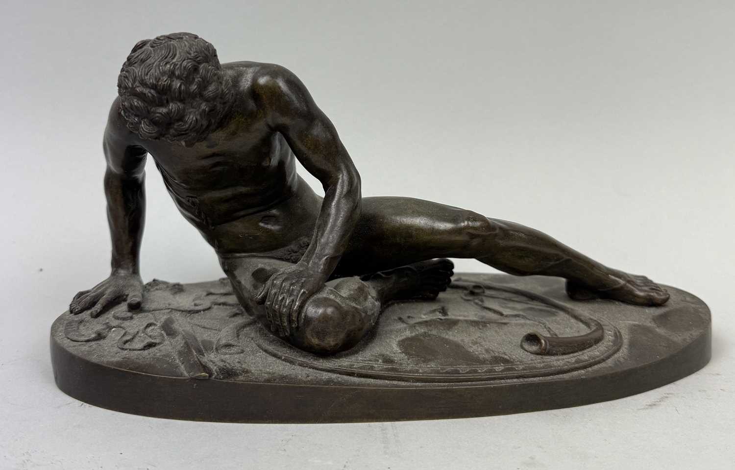 Lot 438 - AFTER THE ANTIQUE: A 19TH CENTURY ITALIAN