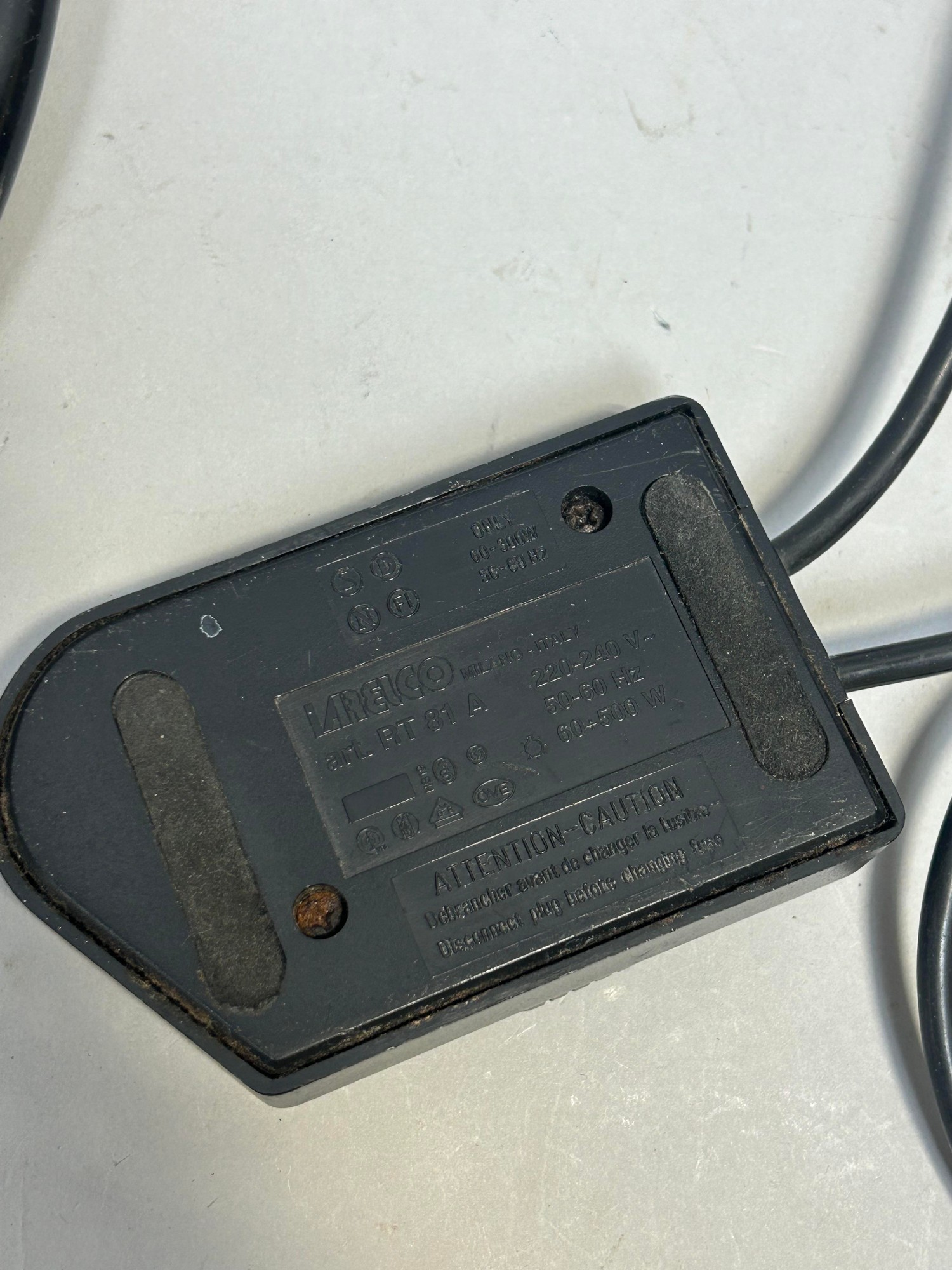 Lot 1105 - AN ITALIAN UPLIFTING FLOOR LAMP BY LA RELCO